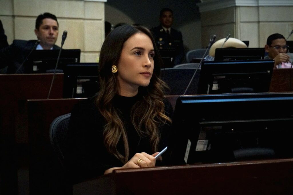 Senadora Ana María Castañeda le pide al Presidente Duque crear Fondo ...
